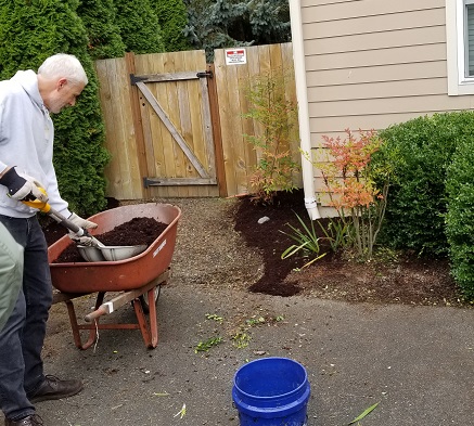 Cocoon House Yard Clean Up | Lake Stevens Rotary