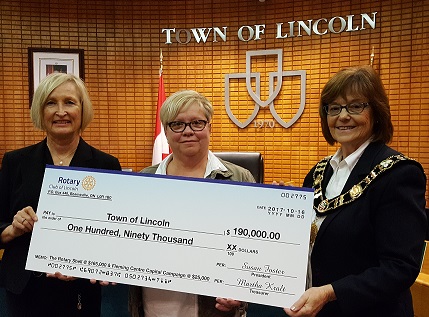 Big Cheque Presentation | Rotary Club of Lincoln