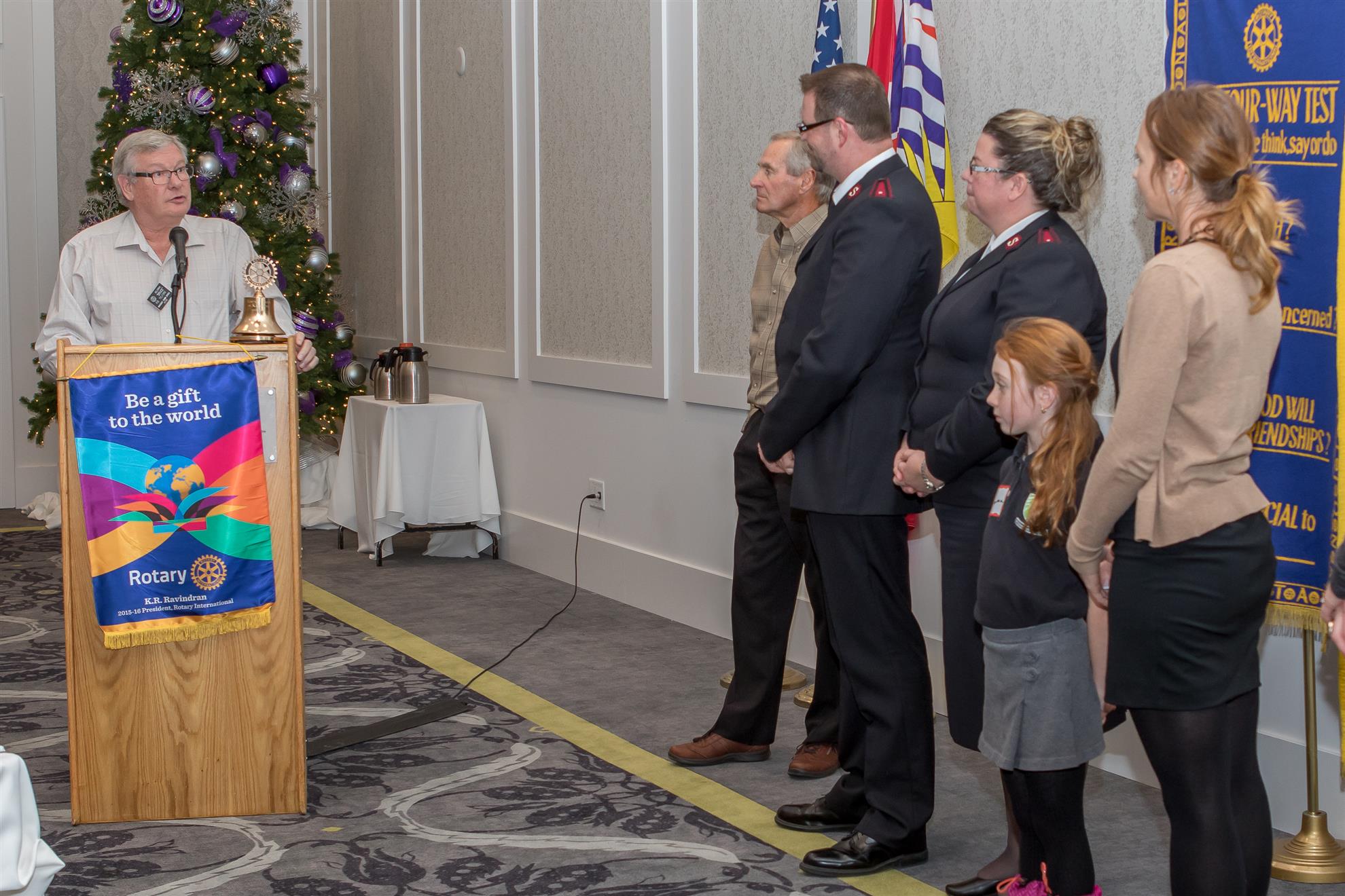 Club Meeting December 1, 2015 - New Member Inductions: Darryl Burry ...