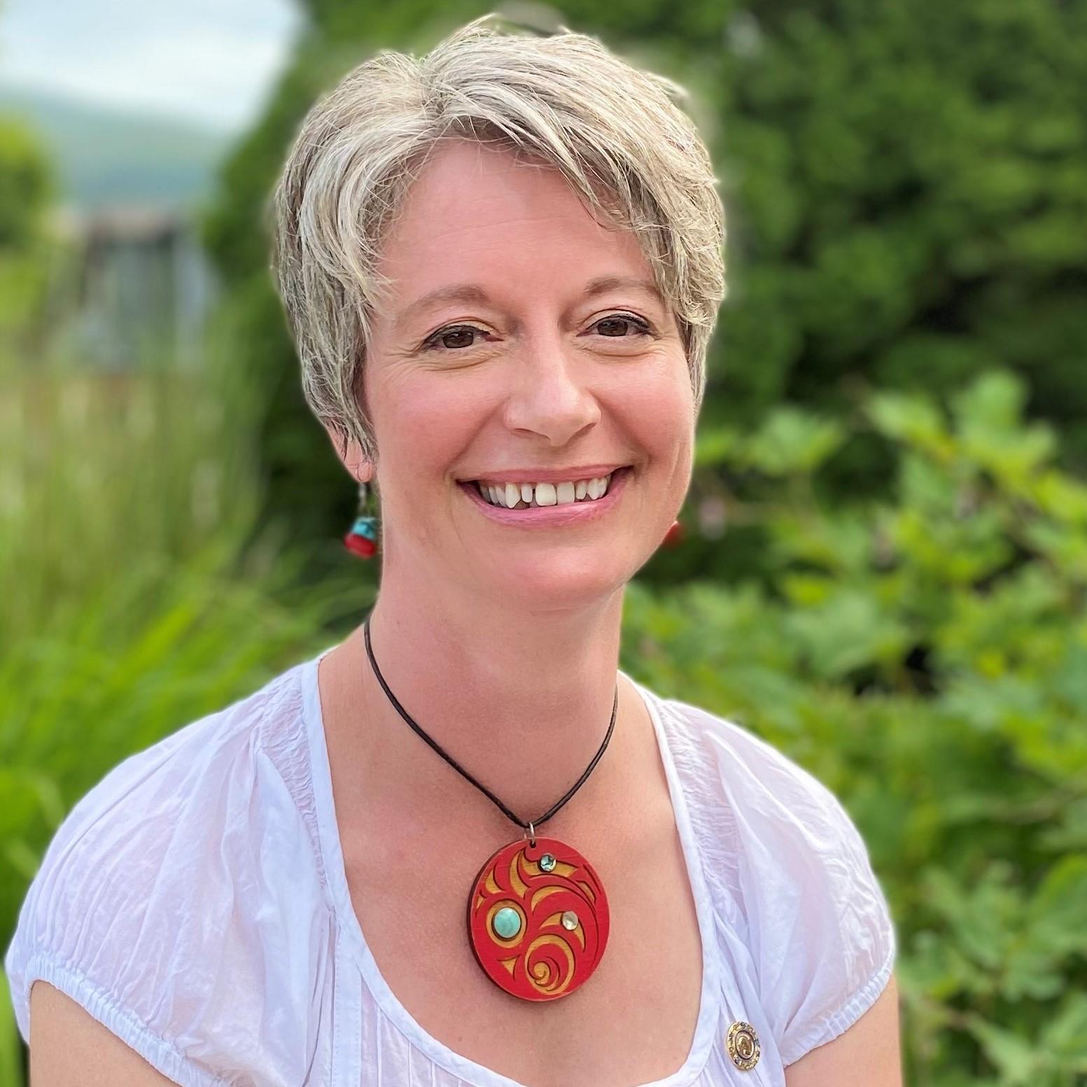 District Governor speaks on meaning of membership and recognizes club ...