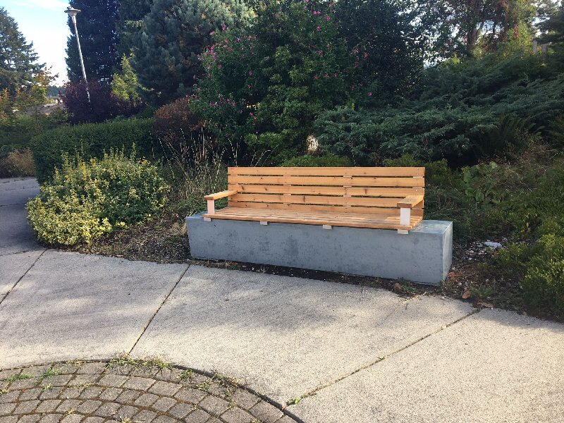 Bench Installation - Sechelt Arts Gallery | Rotary Club of Sunshine ...