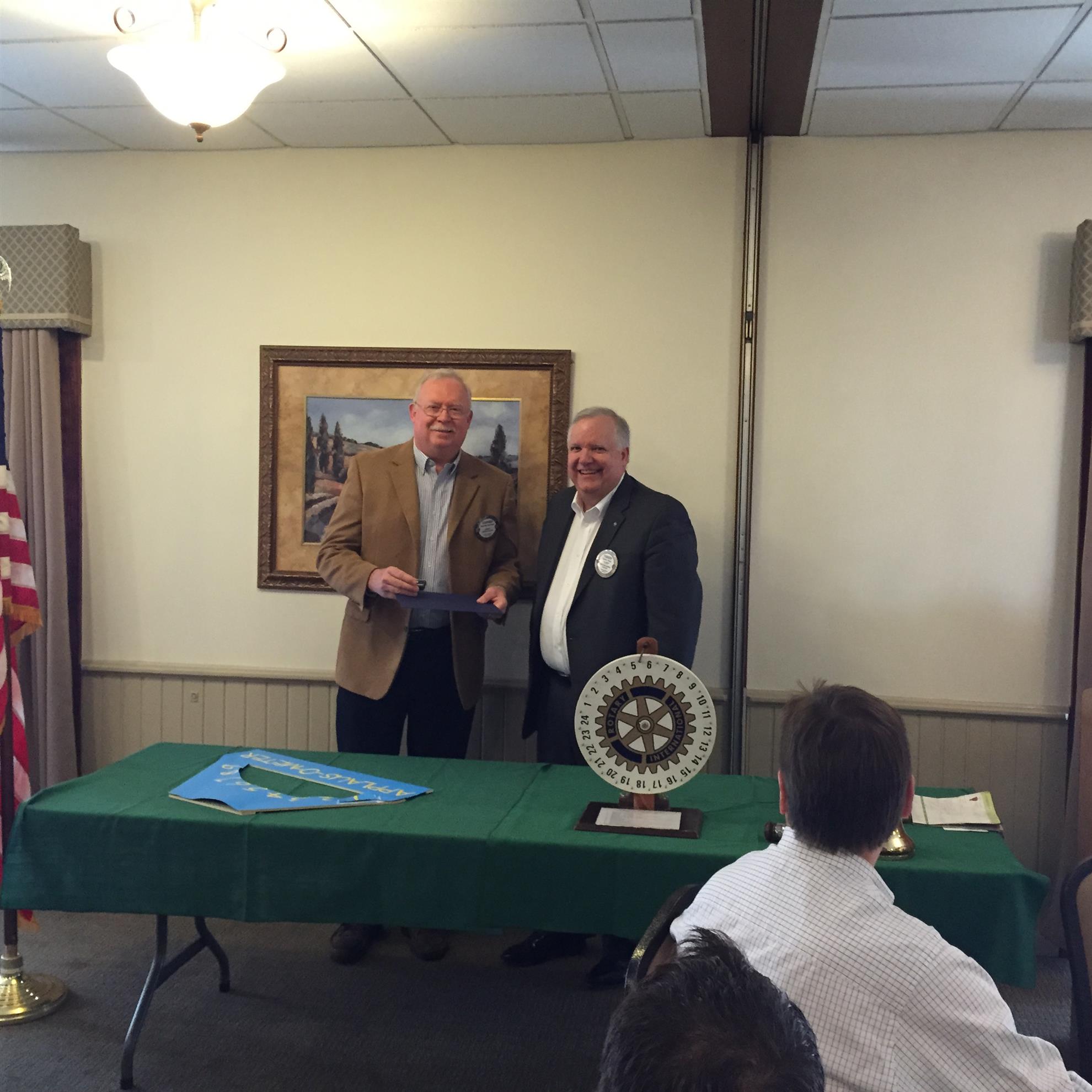 Steve Kershner recieves congratulations from Tucker Olson for his ...