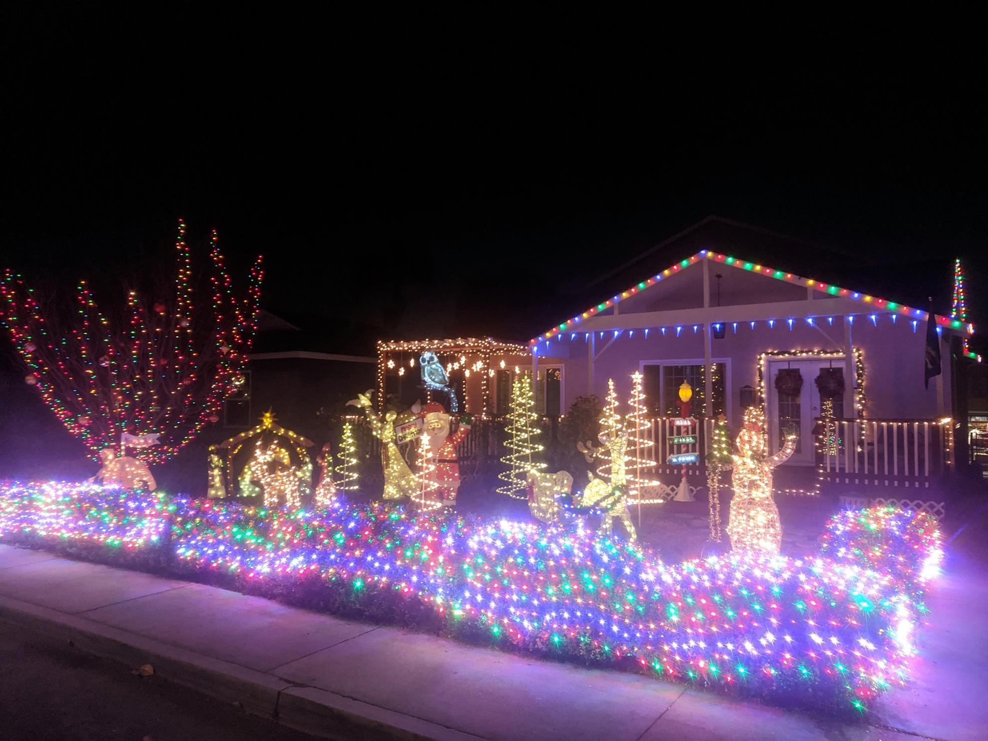 Holiday House Decorating Contest - Winners! | Rotary Club of El Segundo