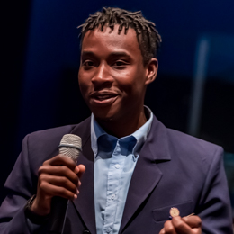 Lori Winstead's Instagram, Twitter & Facebook on IDCrawl