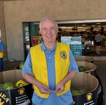 Rotarians at Work -- Yellow Vests, Big Smiles | Rotary Club of Parker