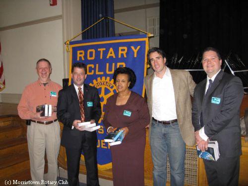 MORRISTOWN ROTARY DONATES DICTIONARIES | Morristown Rotary Club