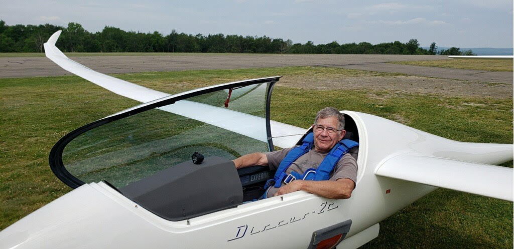Our Speaker: Glider Pilot Mike Haynes | Rotary Club of Shawnee Mission