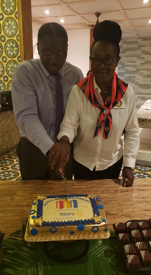 Cutting of Anniversary Cake | Rotary Club of Antigua