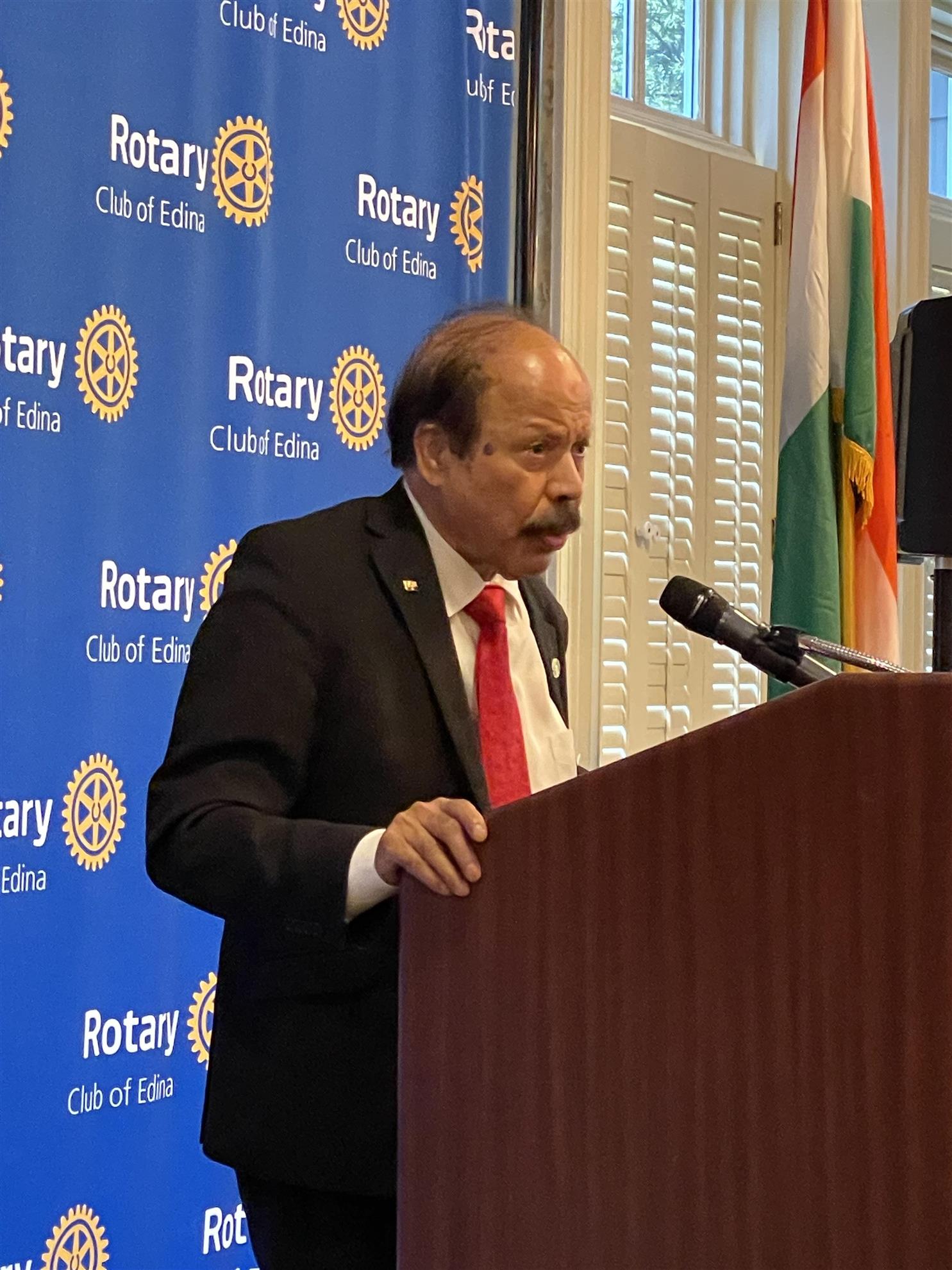 Dr. Dash Arch Klump Society Recognition | Rotary Club of Edina