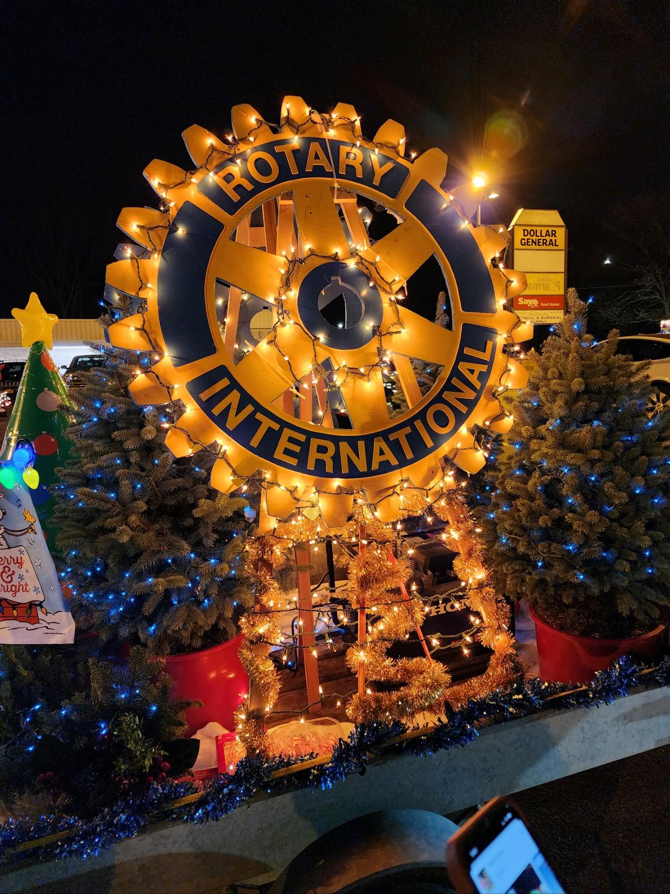 Illuminate Light Parade | Rotary club of Canandaigua