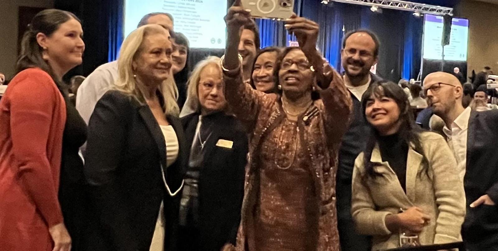 Home Page | Rotary Club of Aurora