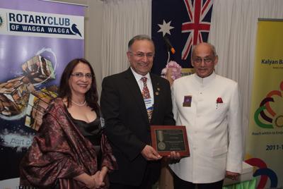 Service Above Self Award | Rotary Club of Wollundry