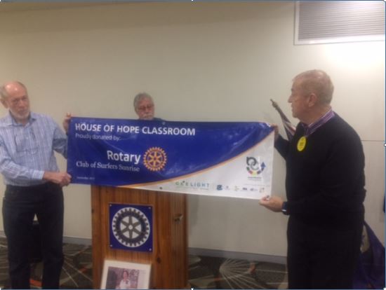 New banner for Samoa School | Rotary Club of Surfers Sunrise