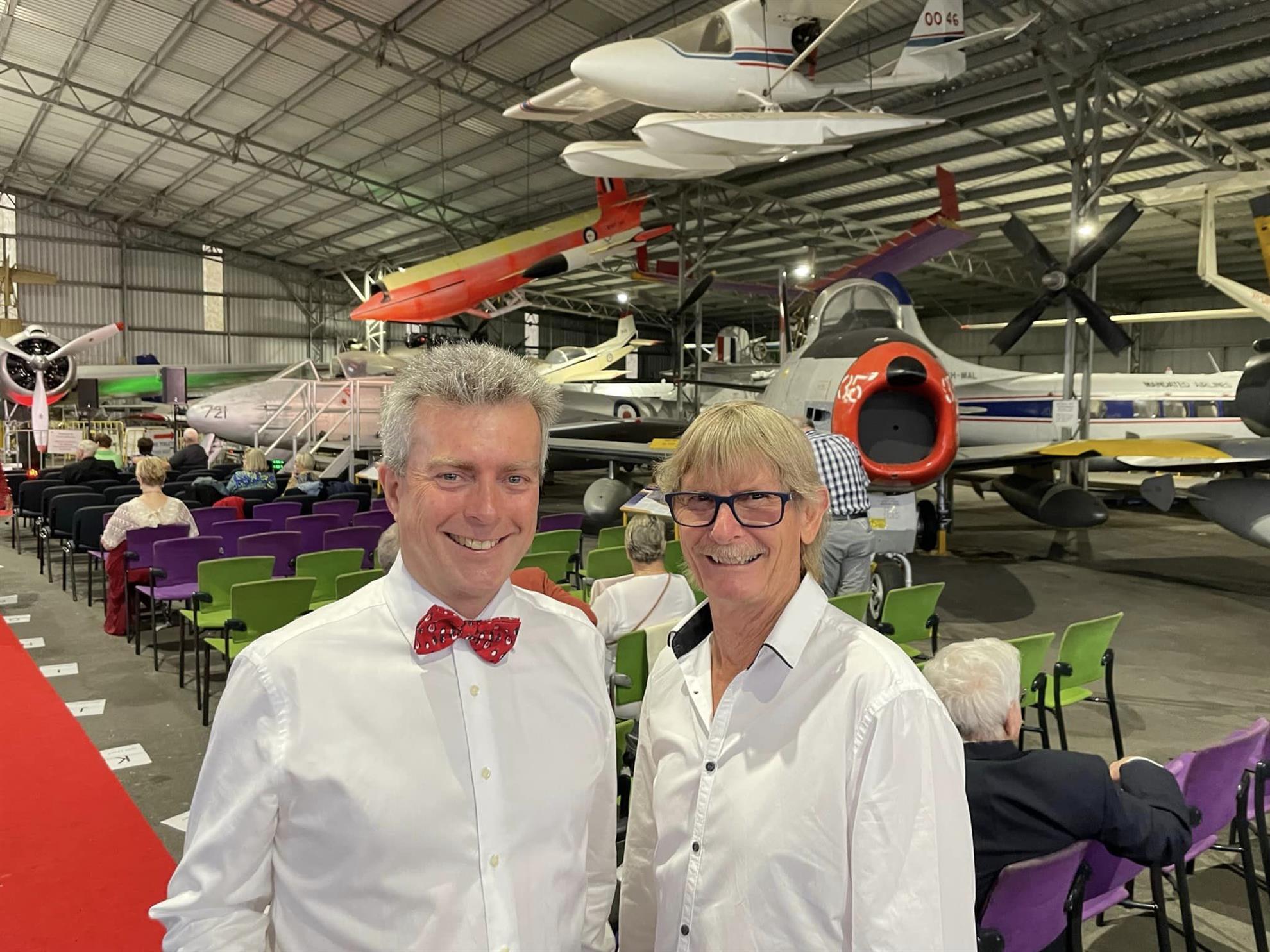 Cirrus Aircraft Viva Italia in the Hangar | Rotary Club of Caloundra ...