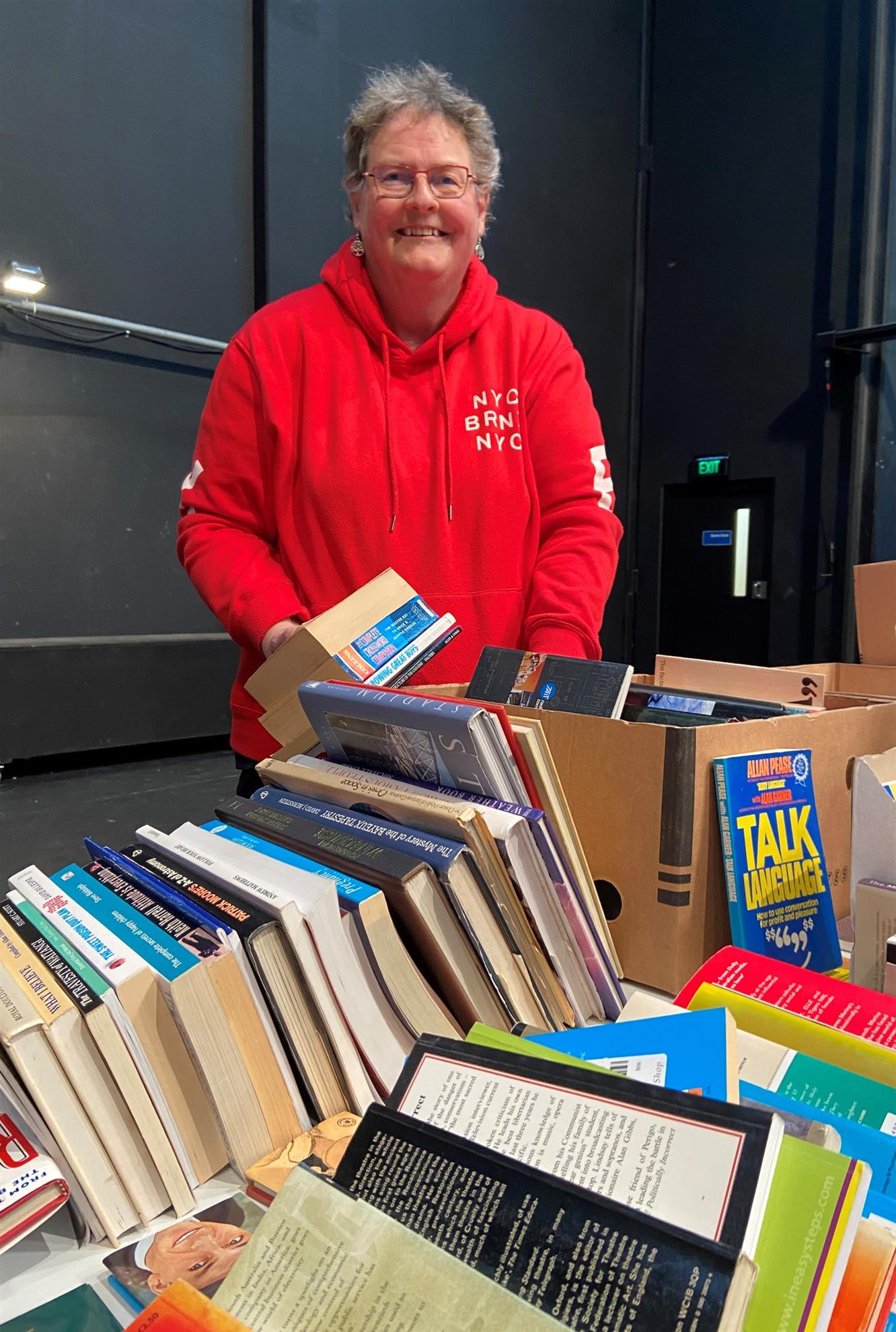 Prisoners benefit from book donation | The Rotary Club of Invercargill