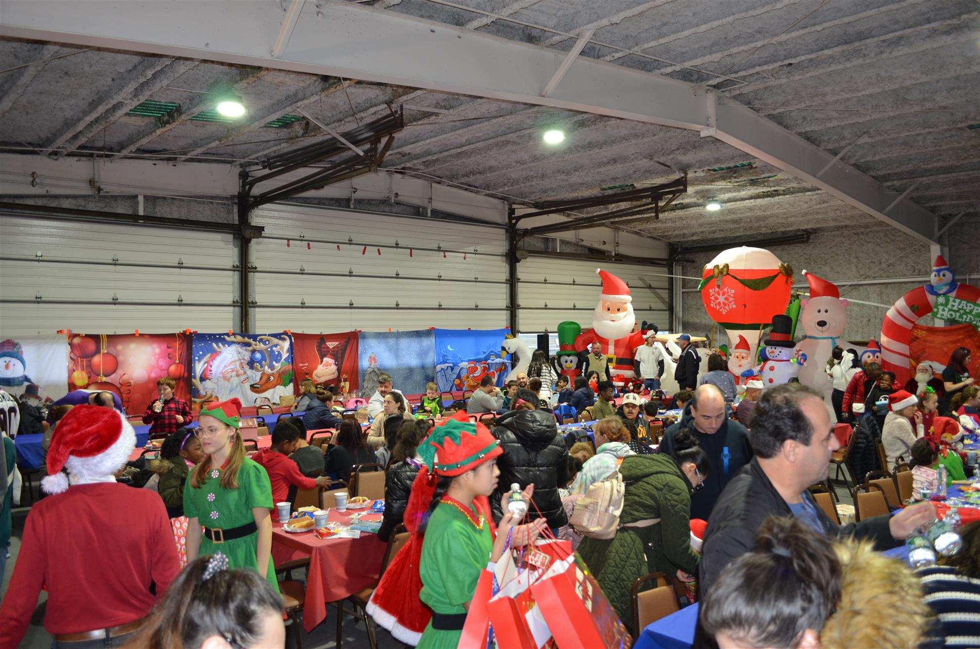 Santa Fly In 2023 | Rotary Club of Somerville and Bridgewater