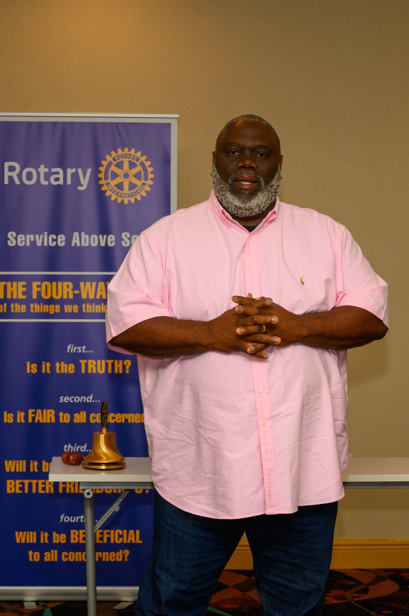 Russell Maryland Speaks About Being Relentless | Rotary Club of Trophy ...