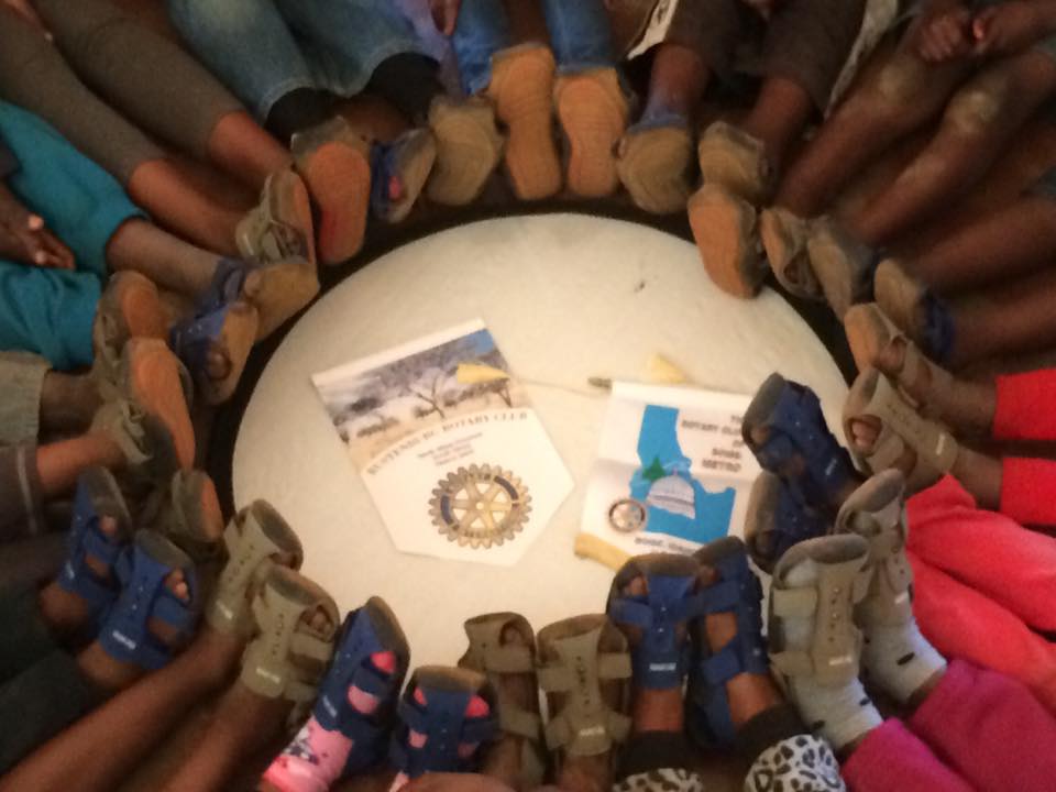 ROTARIAN DELIVERS SHOES TO SOUTH AFRICA | Rotary District 5400