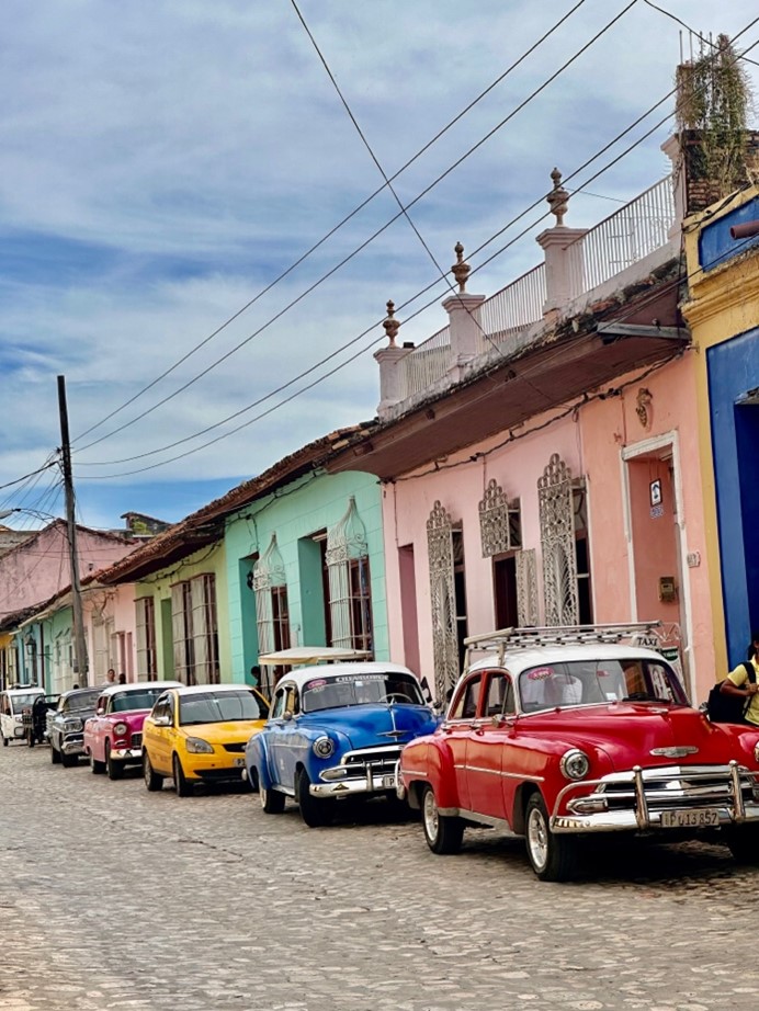 Rotarians Deliver Medical Supplies to Cuba | District 5950