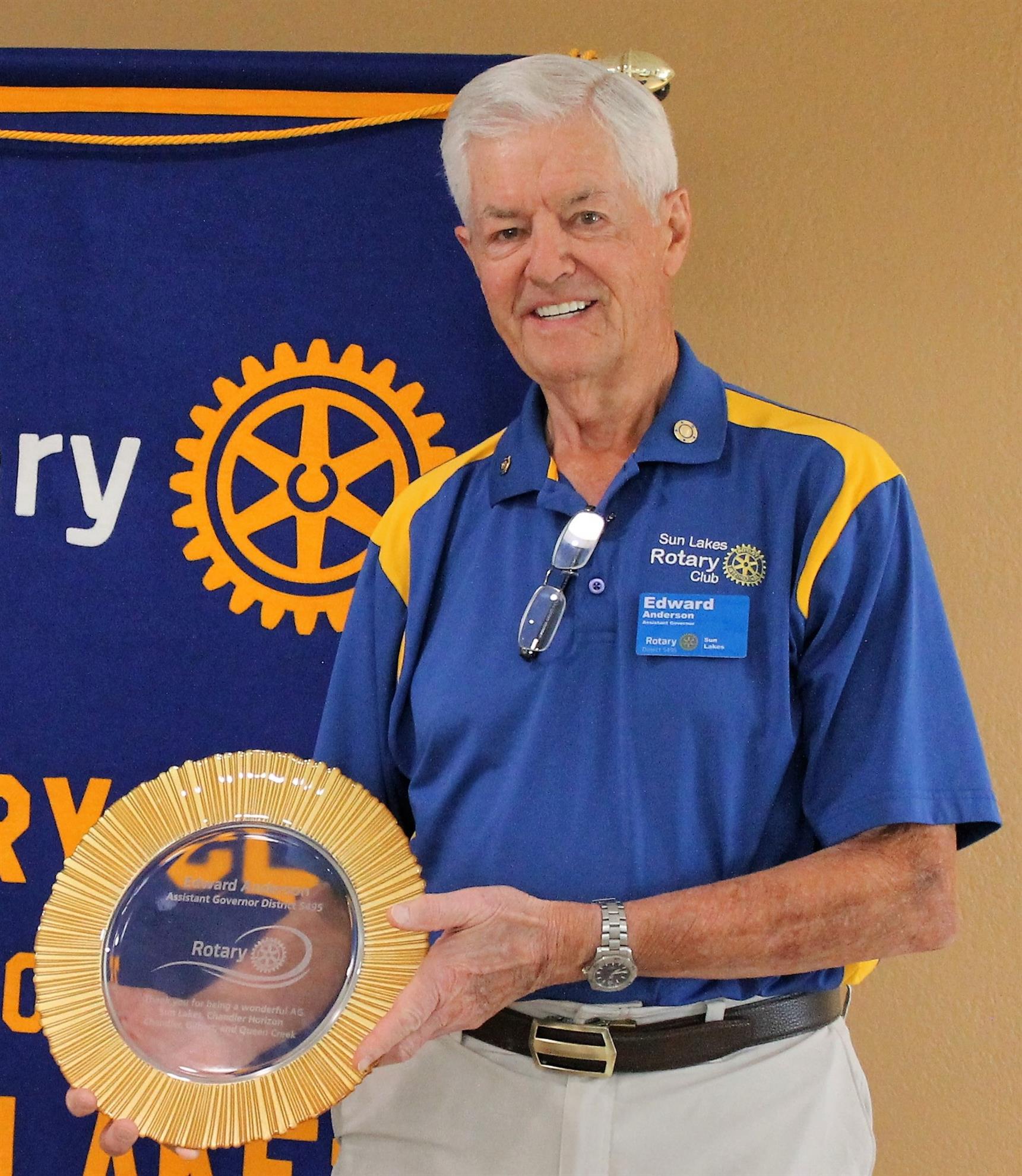 Rotary Club of Sun Lakes presents end-of-the-year awards | District 5495