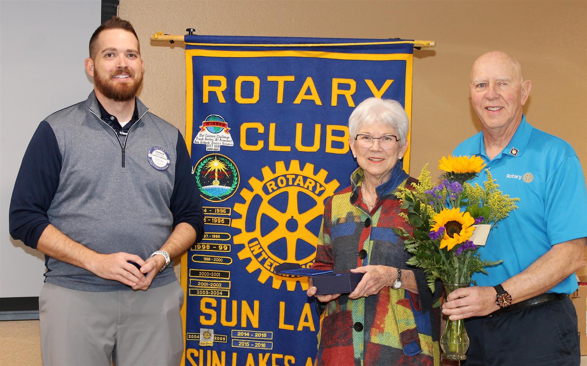 Rotary Club of Sun Lakes presents Major Donor Pin to Janet Prestin ...