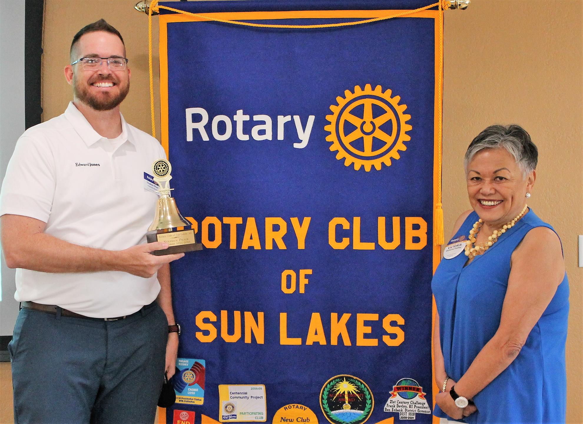 Rotary Club of Sun Lakes presents end-of-the-year awards | District 5495