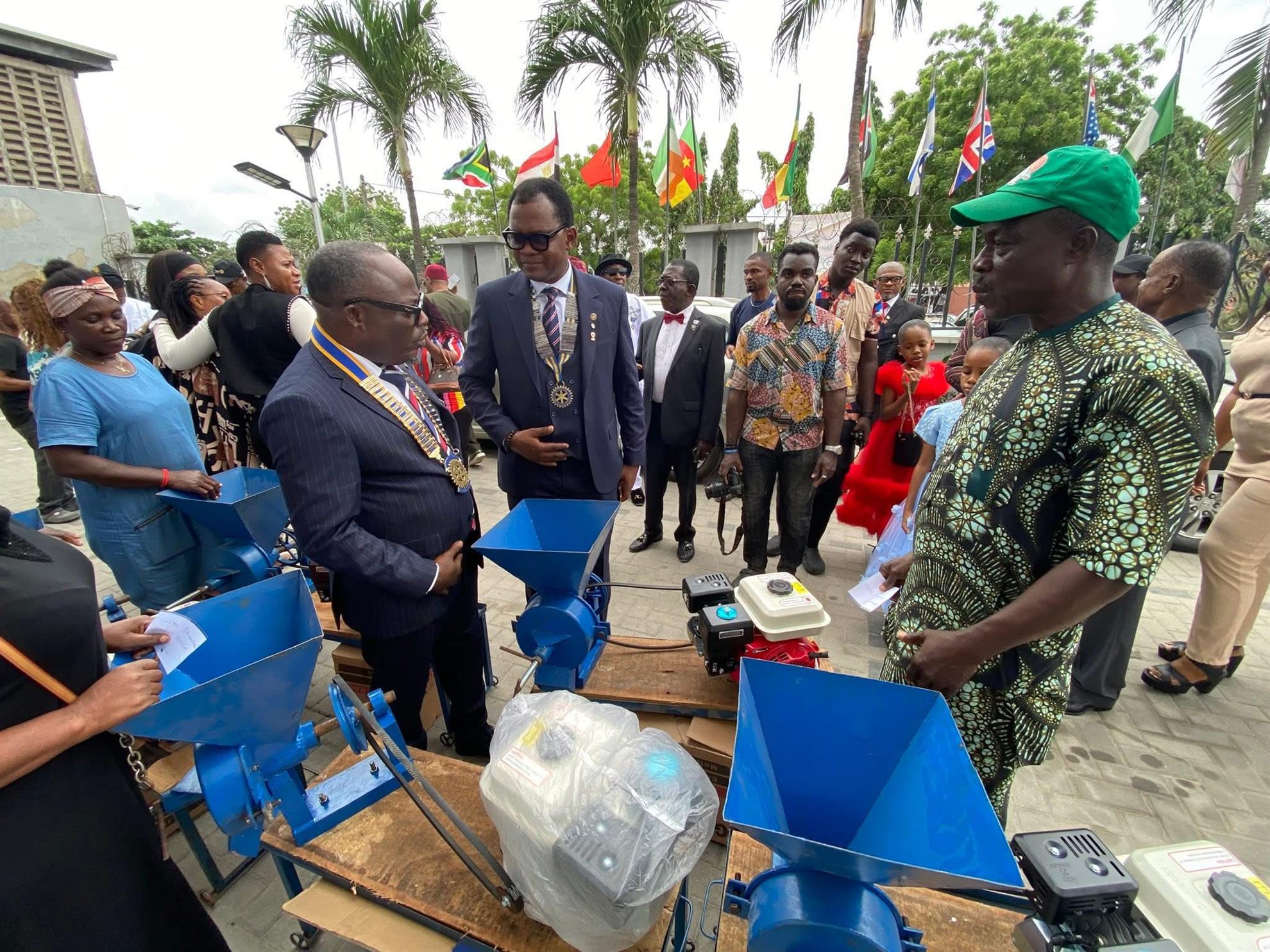 DG Akinyele Visits Rotary Club of Festac Town as Club Executes Multiple ...