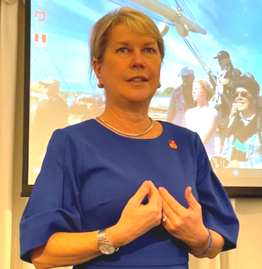 RI President Jennifer Jones i Stockholm | Distrikt 2405